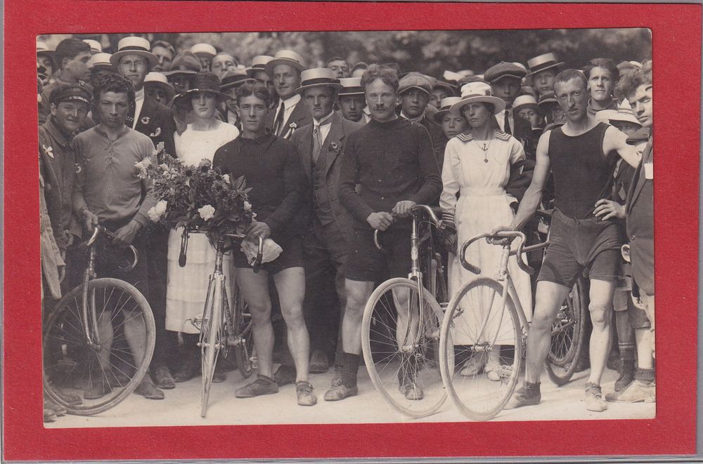 La Chaux de Fonds - Les Francs-Coureurs ~1930 (D'occasion) à Orvin pour CHF 5 – avec livraison ...