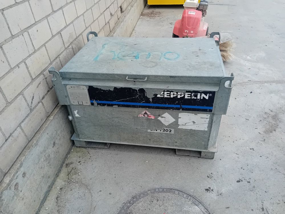 Dieseltank 330 Liter | Kaufen auf Ricardo