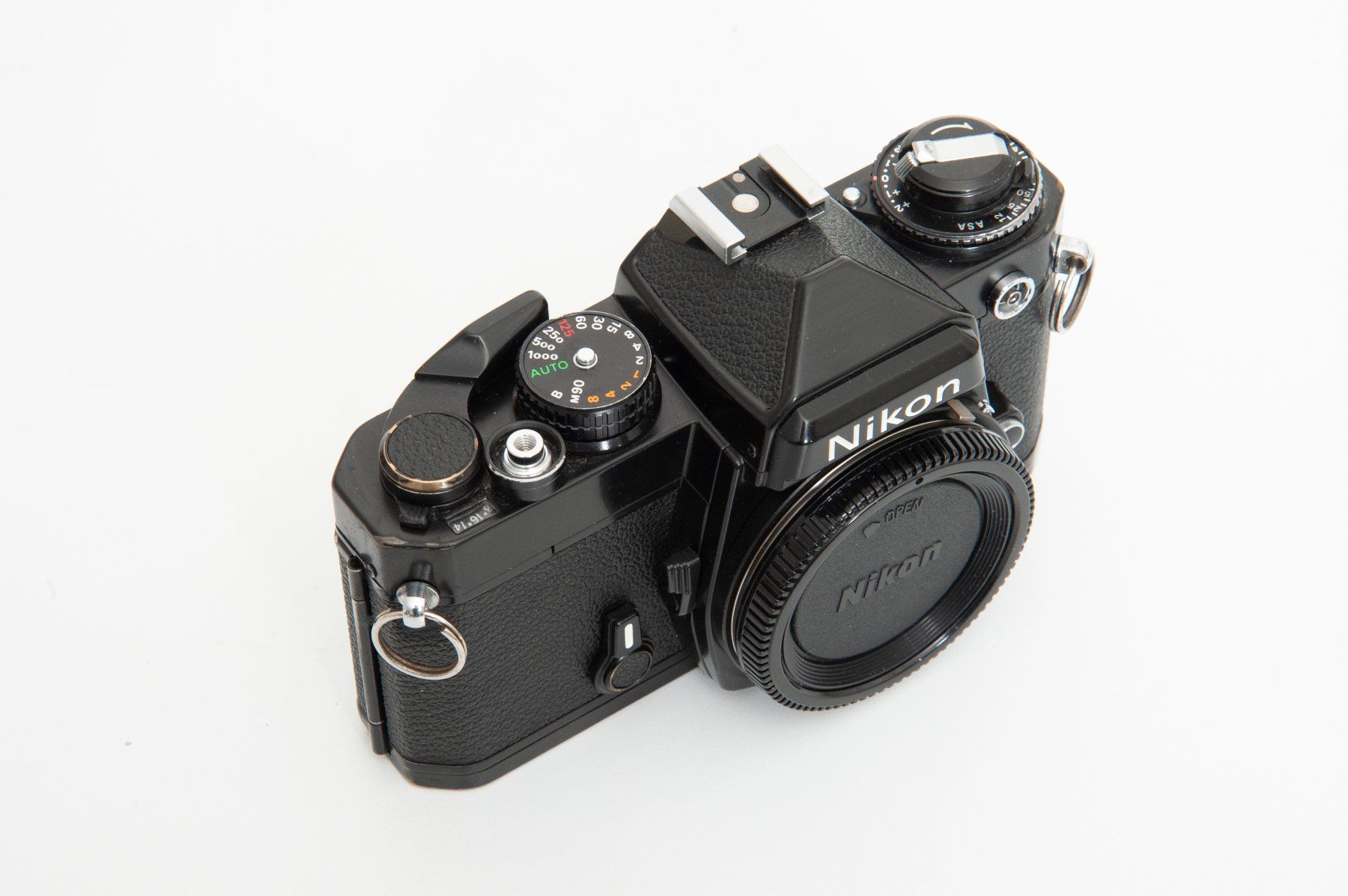 Nikon FE - Reflex argentique (D'occasion) à Lausanne pour CHF 110 ...