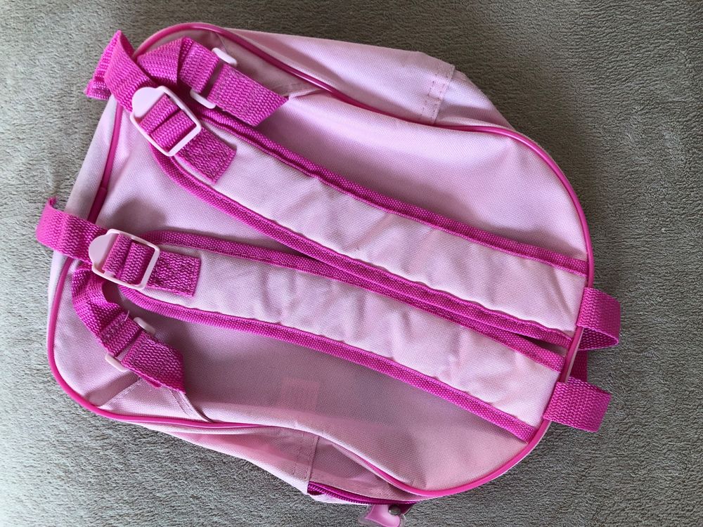 Sac à dos fillette (D'occasion) à Liddes pour CHF 6 – retrait ...