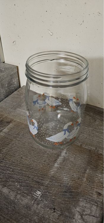 Behälter aus Glas mit kleinen Gänsen (Gebraucht) in Oberurnen für CHF 3 ...