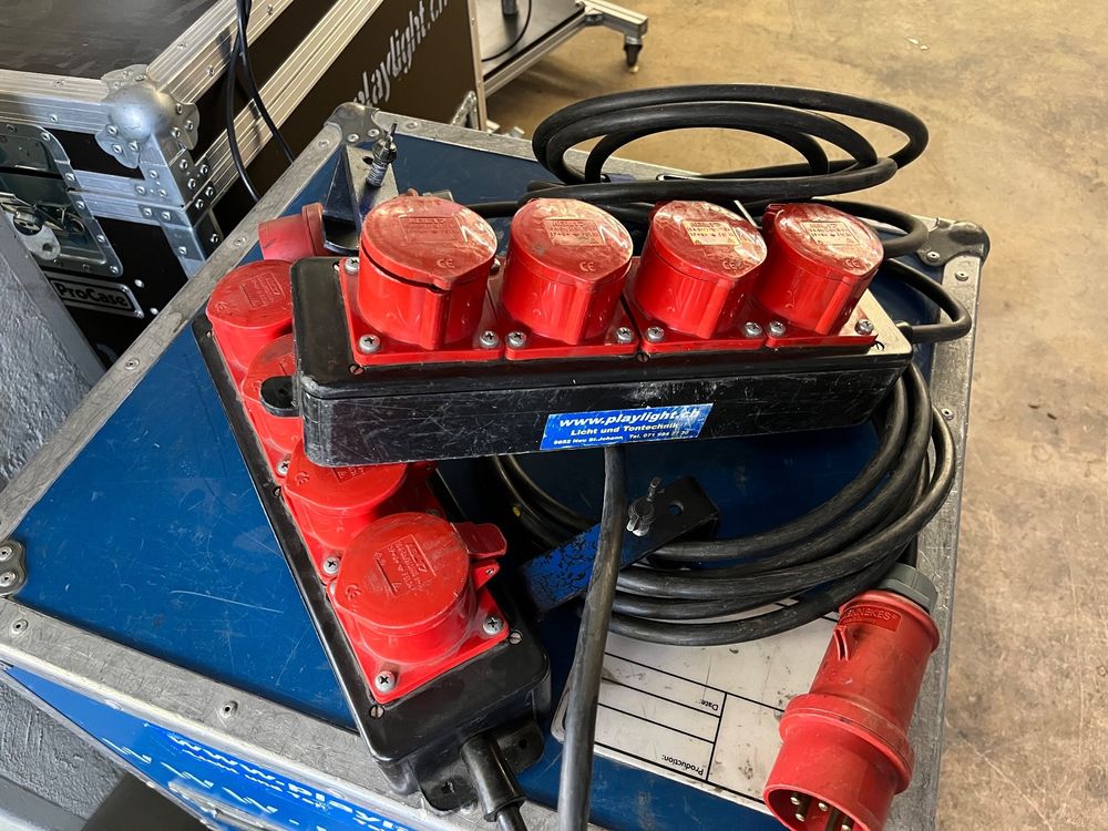 2 CEE 16 Verteiler (Gebraucht) in für CHF 90 – mit Lieferung auf ...