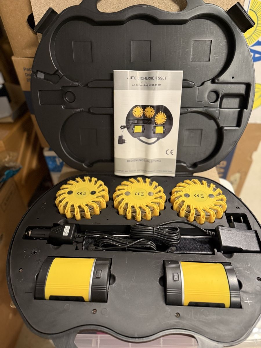 Tomworker Auto Sicherheitsset-Ideal für Winter-Top Zustand! (Gebraucht ...