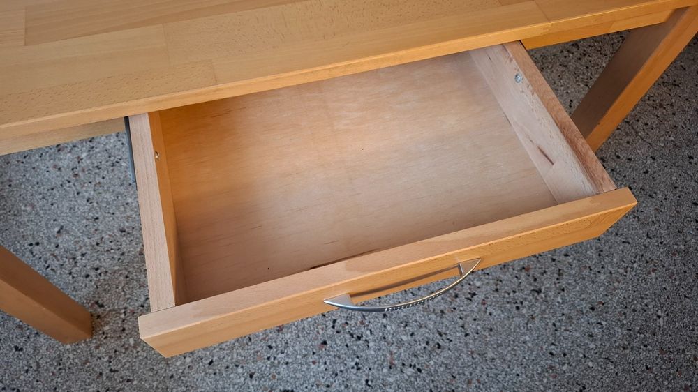 Esstisch aus Buchen Holz mit Schublade (Gebraucht) in Regensdorf für ...