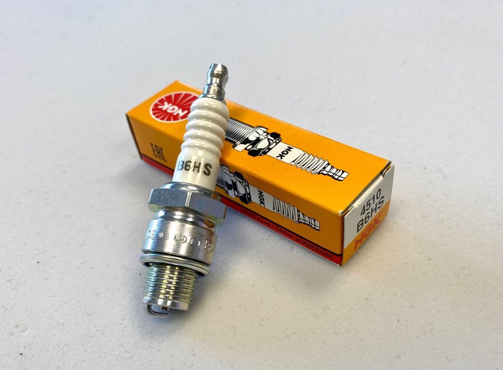 Zündkerze NGK B6HS (Neu und originalverpackt) in Schwarzenbach SG für ...