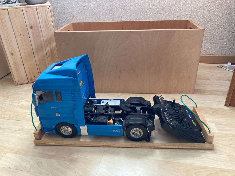 Truck-LKW-Transportkiste hergestellt von Schreiner (Gebraucht) in Utzenstorf für CHF 66 – nur ...