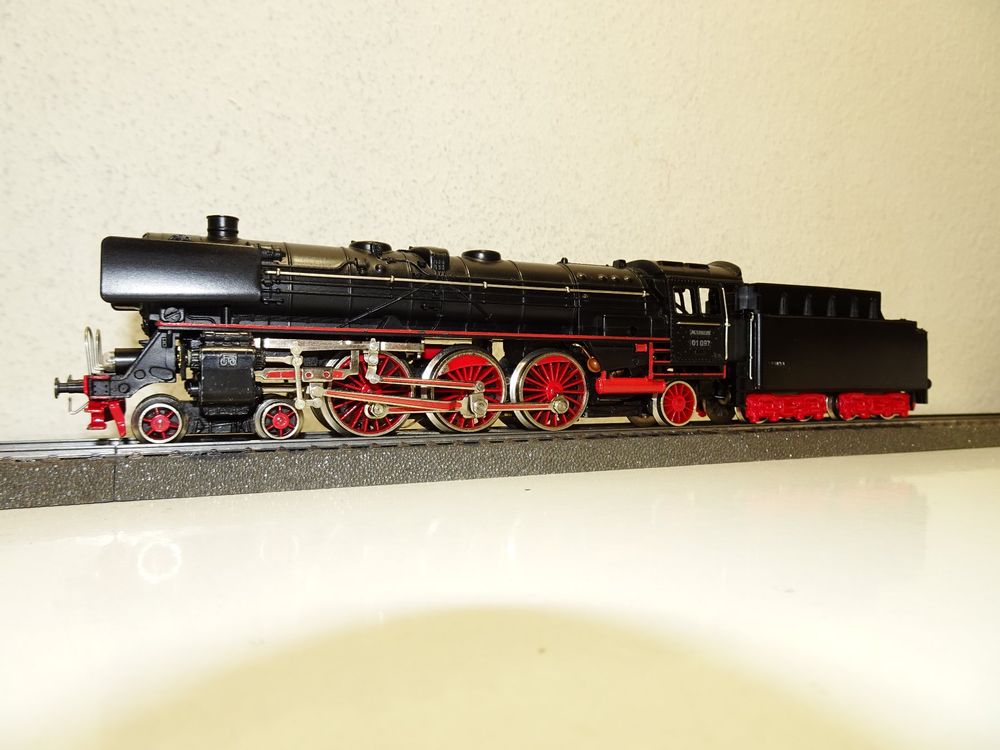 Märklin Lokomotive Br 01 097 F 800 HO (9) (Gebraucht) in Luzern für CHF 80.9 – mit Lieferung auf ...