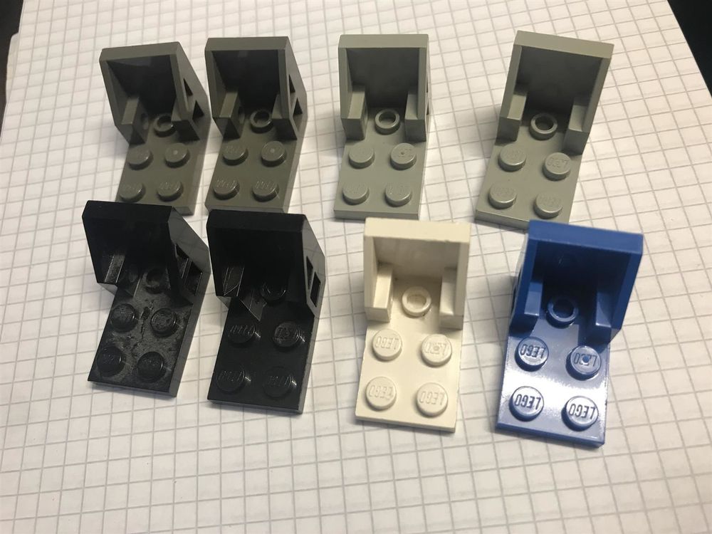 LEGO 8x Sitz Winkelplatte 3x2/2x2 (4598) (Gebraucht) in für CHF 6 – mit ...