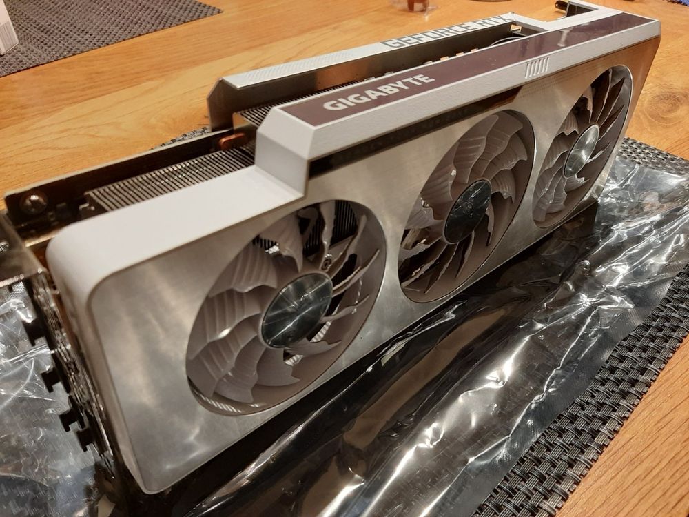 GeForce RTX™ 3080 Ti VISION OC 12G (Gebraucht) in Uetikon am See für ...