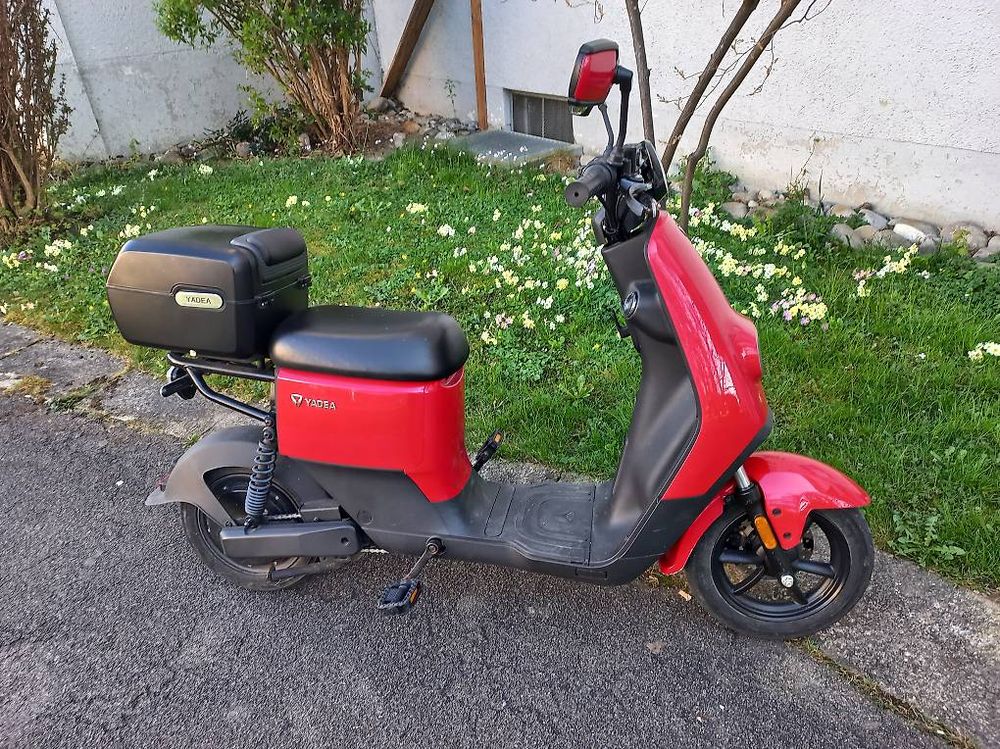 Elektroroller Yadea DE3 (Gebraucht) in Winterthur für CHF 800 – nur ...