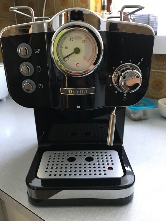 Derlla Kaffeemaschine (Gebraucht) in Rütihof für CHF 50 – mit Lieferung ...