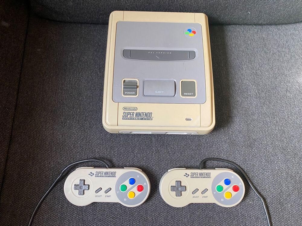 Super Nintendo, Super Gameboy Modul, 4 Hefte und 12 Spiele | Kaufen auf ...