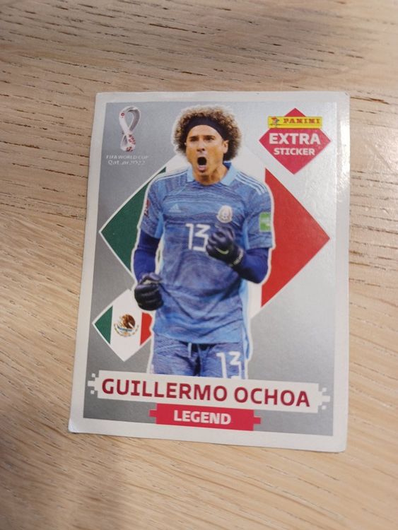 Panini WM 2022- Guillermo Ochoa Silber EXTRA STICKER (Neu (gemäss ...