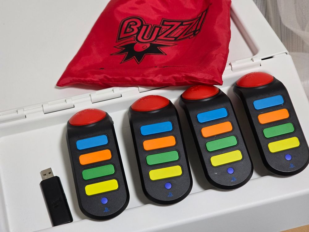 Buzz! 4 Wireless Controller mit USB Empfänger PS2 und PS3 (Gebraucht ...