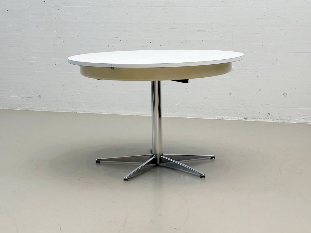 Hohenverstellbarer Runder Tisch