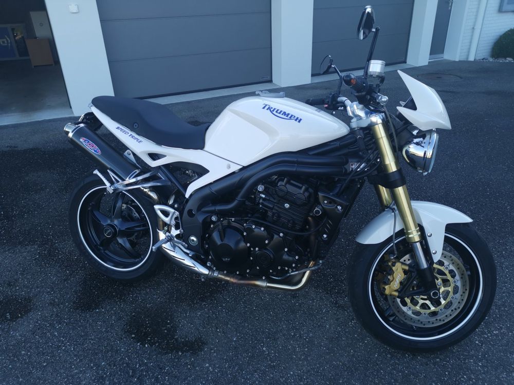 Triumph Speed Triple 1050, Frisch ab Service und MFK! (Gebraucht) in ...