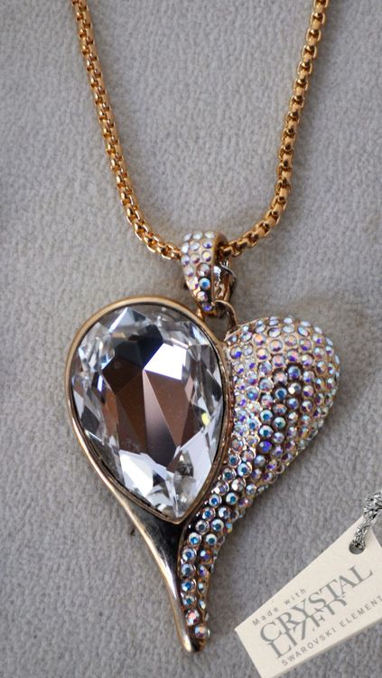 Kette mit Swarovski-Elements Herz (Neu und originalverpackt) in Dagmersellen für CHF 39 – mit ...