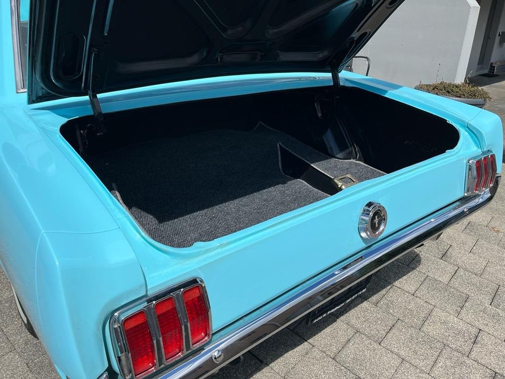 Ford Mustang - 1966 - VETERAN ! (Gebraucht) in Luzern für CHF 29991 ...