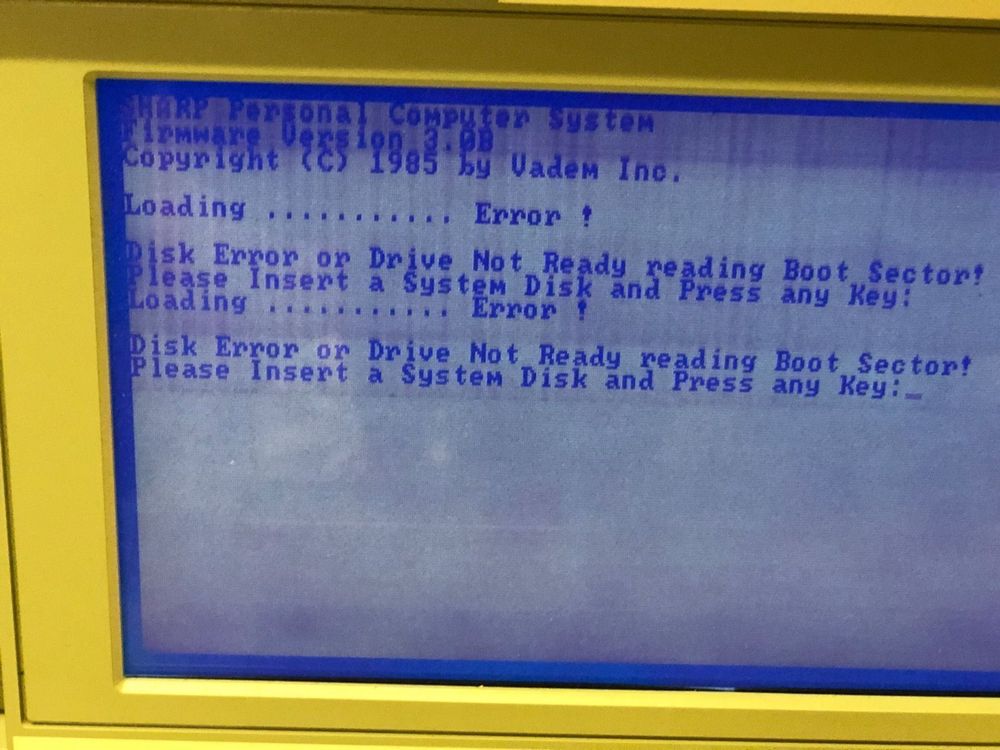 Nostalgie „SHARP PC-7100“ 1980er Jahre (Gebraucht) in für CHF 675 – nur ...