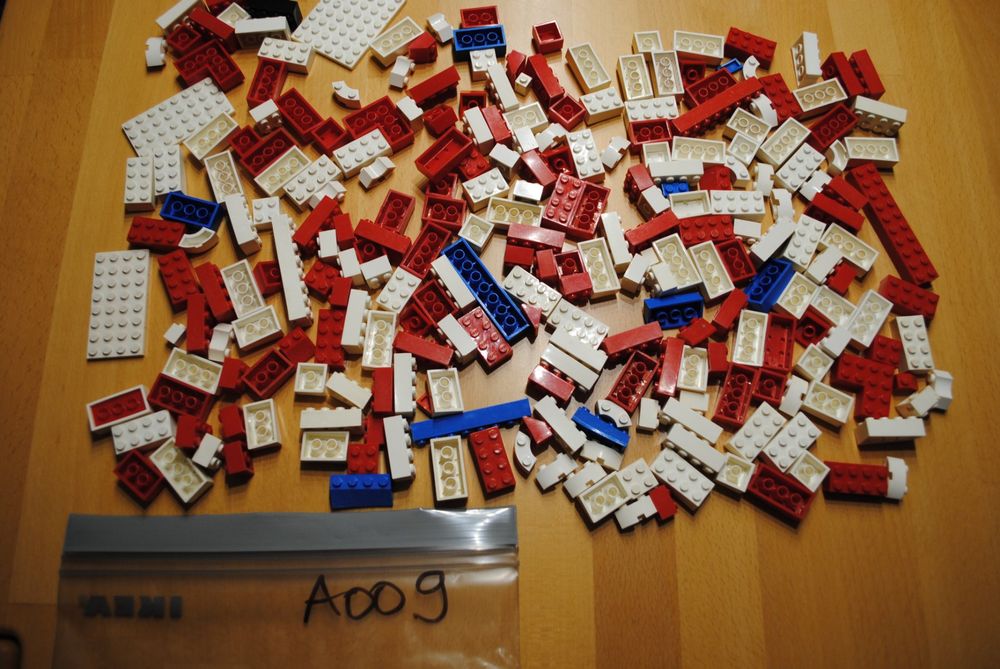 Lego; verschiedene alte Plastic Steine gem. Bildern / A009 (Gebraucht) in St. Gallen für CHF 4.9 ...