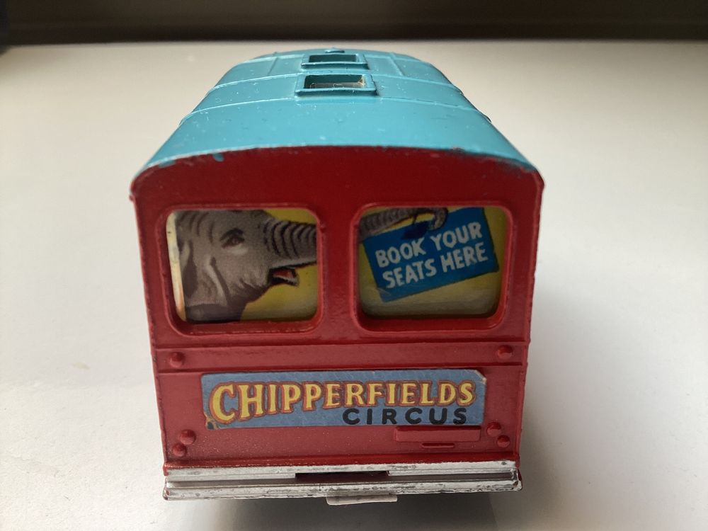 Corgi Toys "SMITH‘S CARRIER TICKET CAR“ Chipperfield Circus (Neu ...