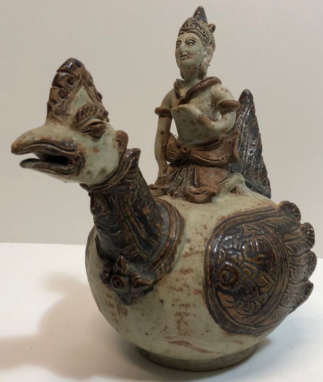 Thai-Keramik Sangkhalok Vishnu auf Hamsa (Gebraucht) in für CHF 90 ...