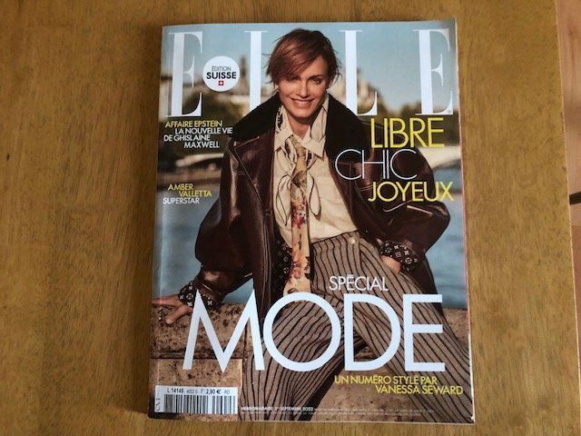 ELLE France spécial mode septembre 2022 - Amber Valletta | Kaufen auf ...
