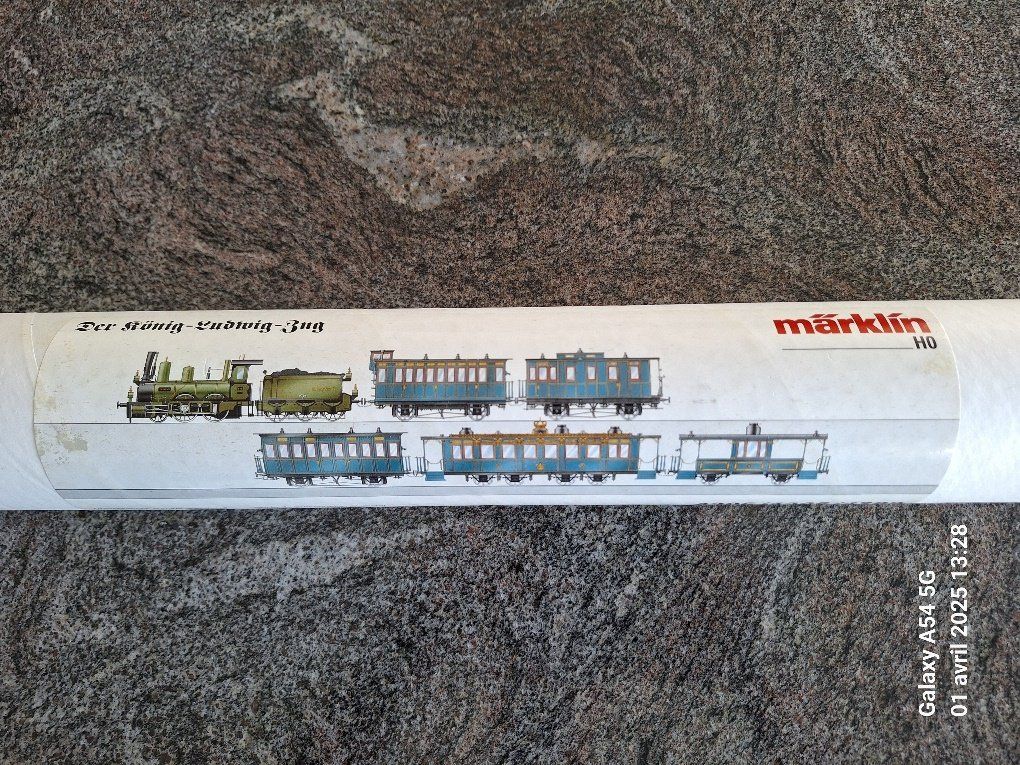 Märklin HO, 2 socles de présentation en Alu , dans emballage (Neu und ...