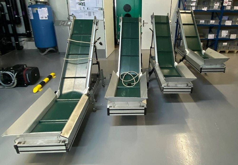 Förderbänder Crizaf (Gebraucht) in Feusisberg für CHF 400 – nur Abholung auf Ricardo kaufen