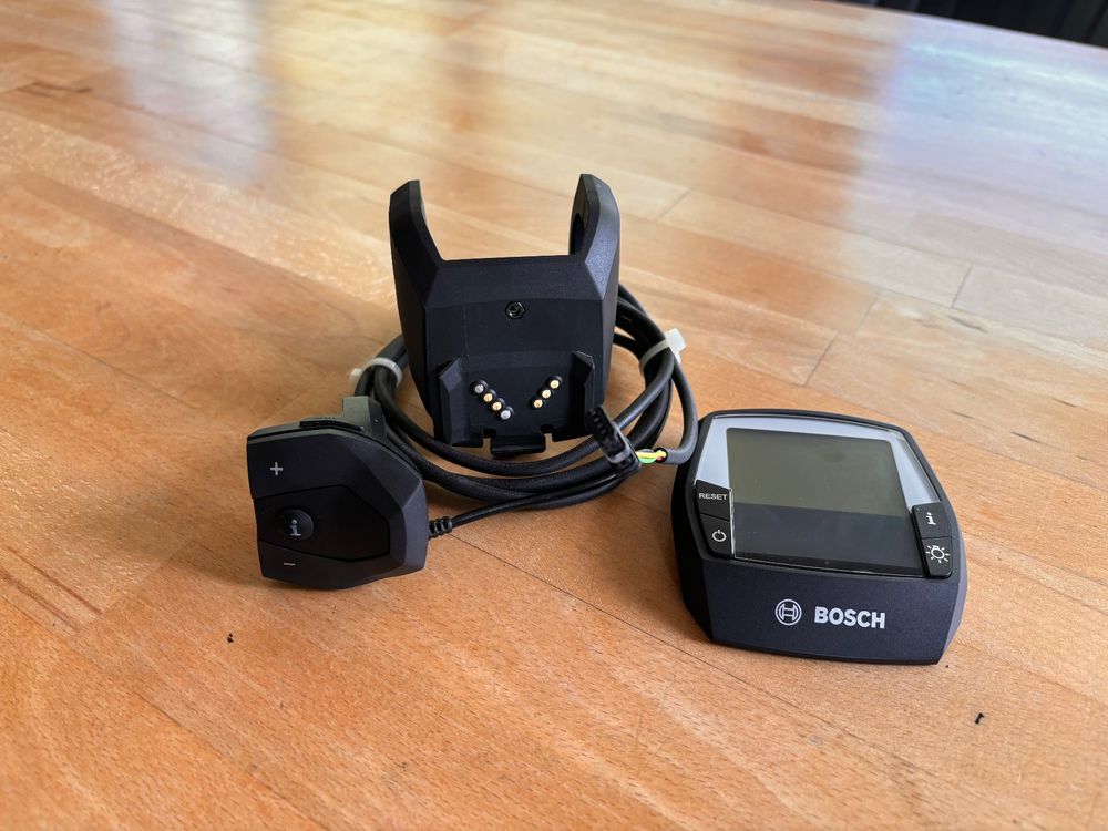 Bosch Intuvia Display, Bedieneinheit, Halter und Kabel | Kaufen auf Ricardo