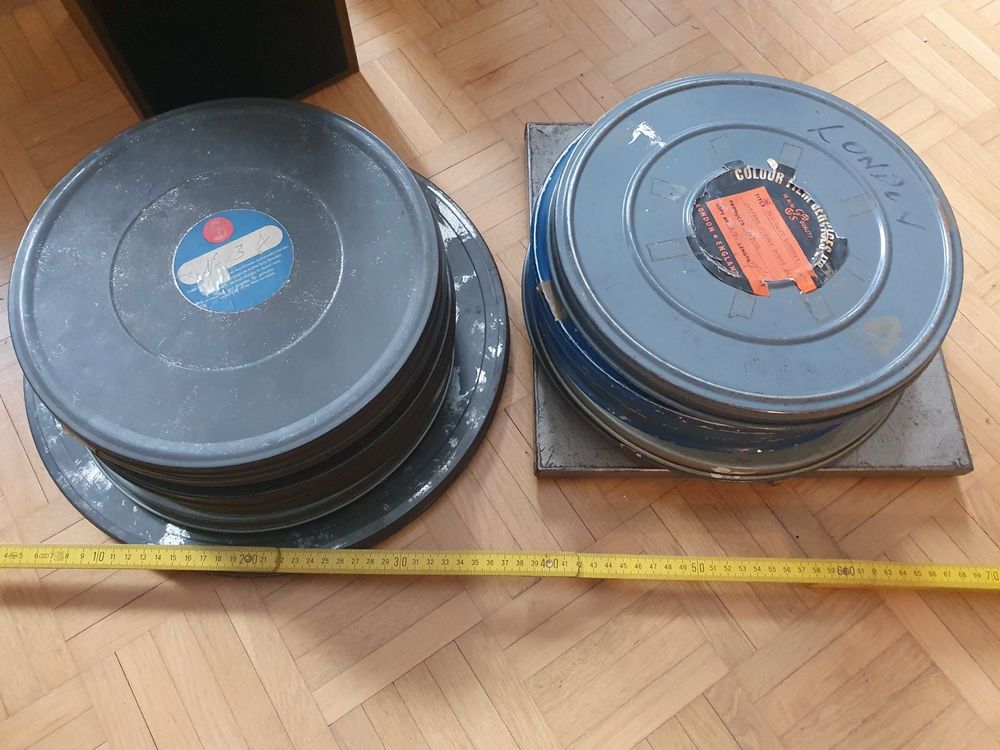 16 mm Filme - Konvolut - 10 alte Filmspulen in Filmdosen (Gebraucht) in ...