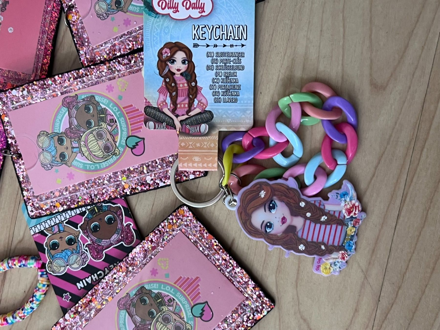 LOL Surprise & Dilly Dally Schlüsselanhänger - 16 Stück #4 (Neu (gemäss ...