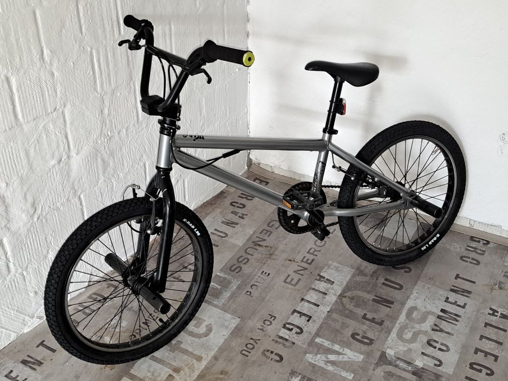 BMX inkl.Pegs, frisch bereift (Gebraucht) in Fislisbach für CHF 150 ...