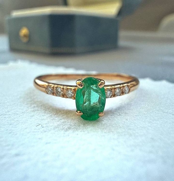 Goldring mit Smaragd und Diamanten. | Kaufen auf Ricardo