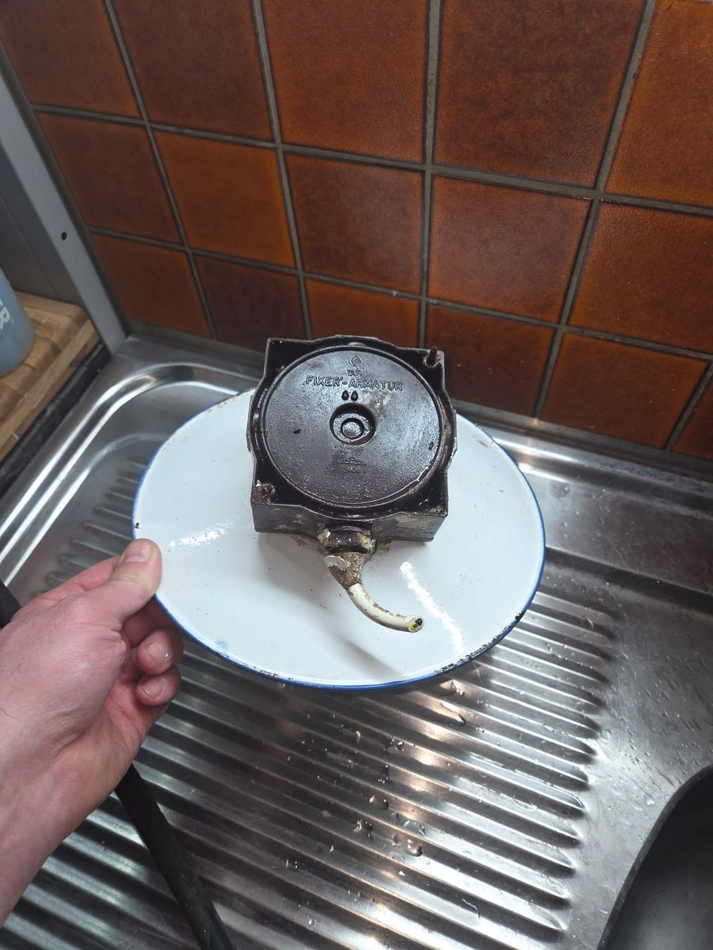 Lot de 5 lampes industrielles vintage en émail blanc (Defekt) in La ...