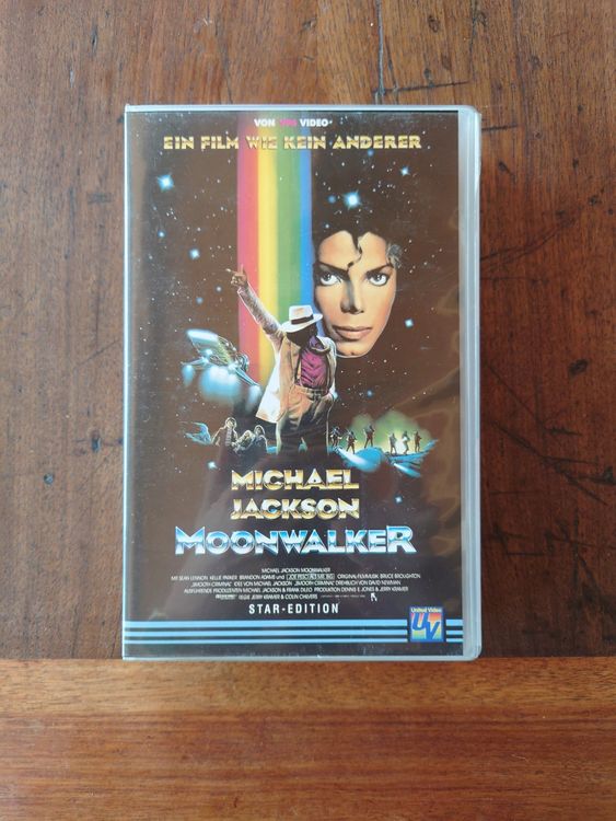 Michael Jackson Moonwalker VHS (Gebraucht) in Savièse für CHF 11 – mit Lieferung auf Ricardo kaufen
