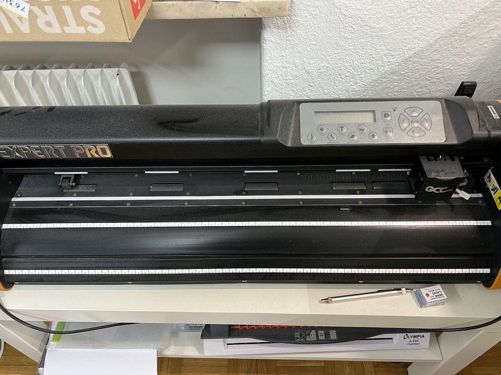 GCC Expert Pro Schneidplotter inkl. 45m Folie. (Gebraucht) in Wabern ...