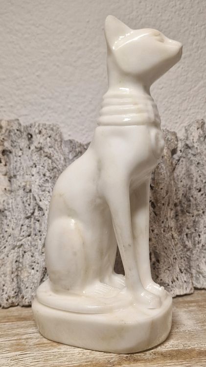 Grosse Sphinx Bastet Katze aus weisser Jade 1.3kg (Neu (gemäss ...