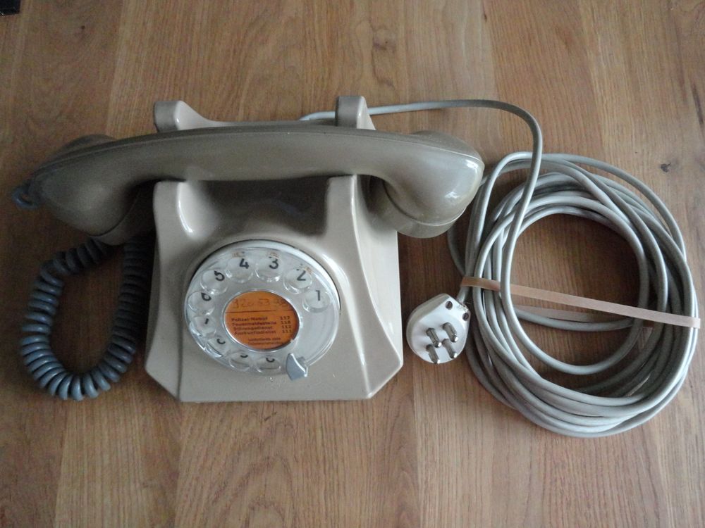 PTT TELEFON MIT WÄHLSCHEIBE (Defekt) in Gerlafingen für CHF 1 – mit Lieferung auf Ricardo kaufen