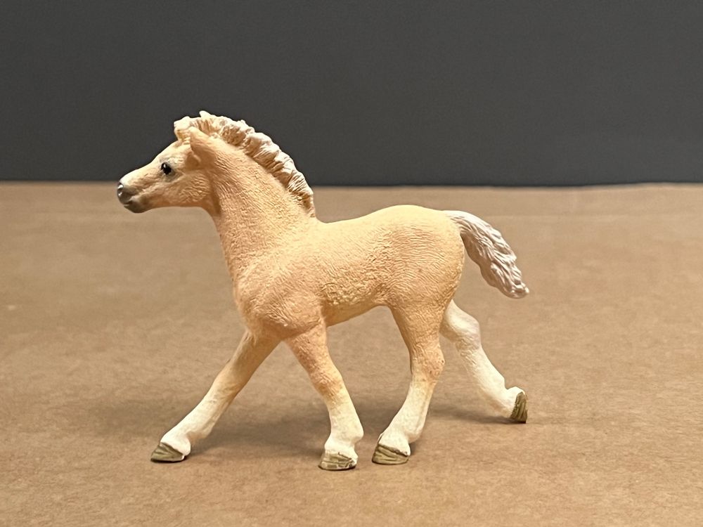 Schleich Fjordpferde Stute Hengst Fohlen Fjord Pferd (Gebraucht) in Ennetbaden für CHF 42 – mit ...