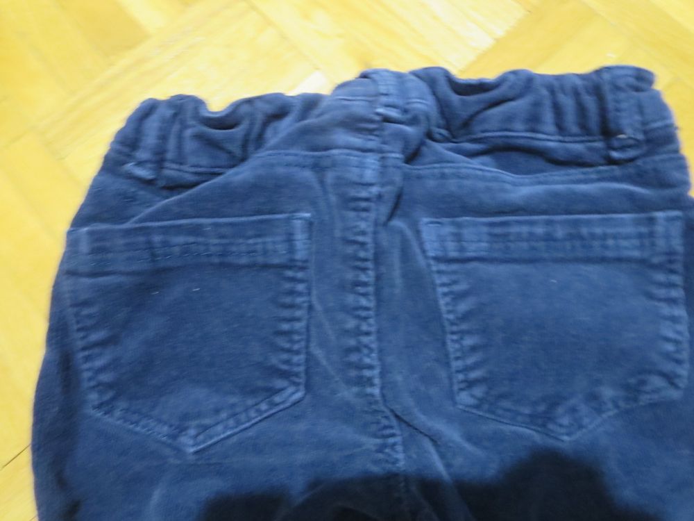 Knaben Manchester Hose /Gr. 3 Jahre (Gebraucht) in Wallisellen für CHF ...