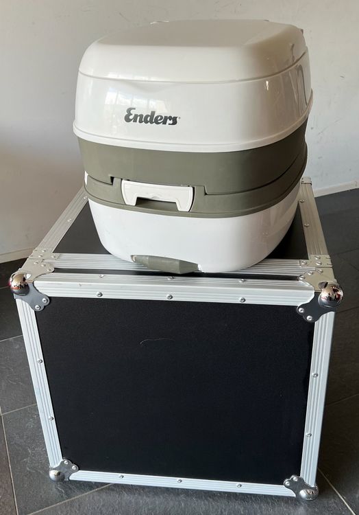 WC + flight case + camping shower (douche portable) (Gebraucht) in für ...