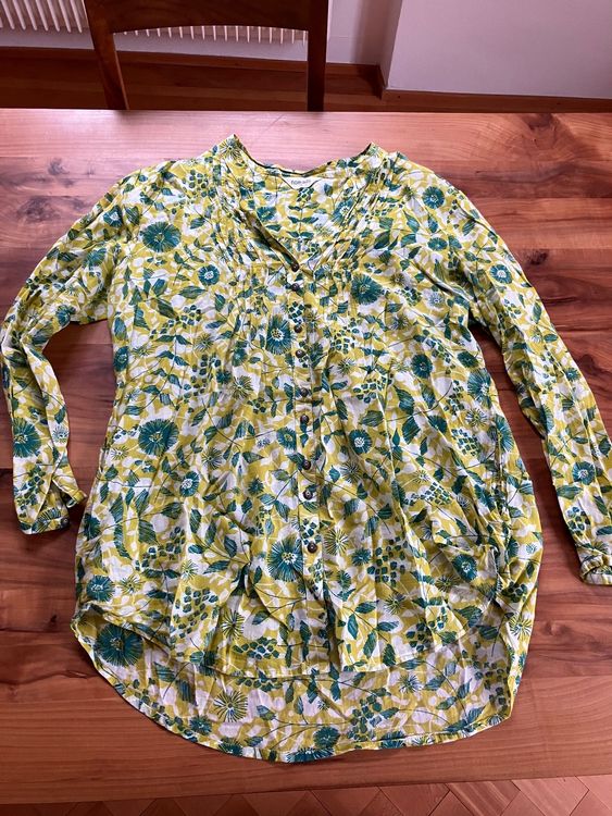 schöne,leichte, sommerliche Bluse (Gebraucht) in Bern für CHF 10 – mit Lieferung auf Ricardo kaufen