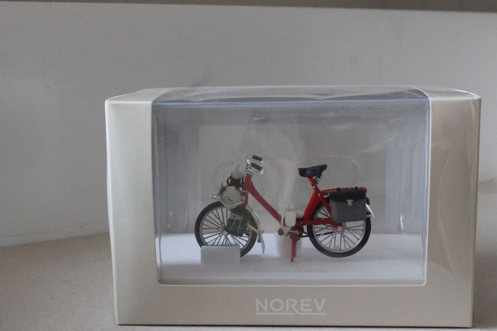 Solex / vélosolex rouge / Norev 1:18 (Neu und originalverpackt) in Courtelary für CHF 18 – mit ...