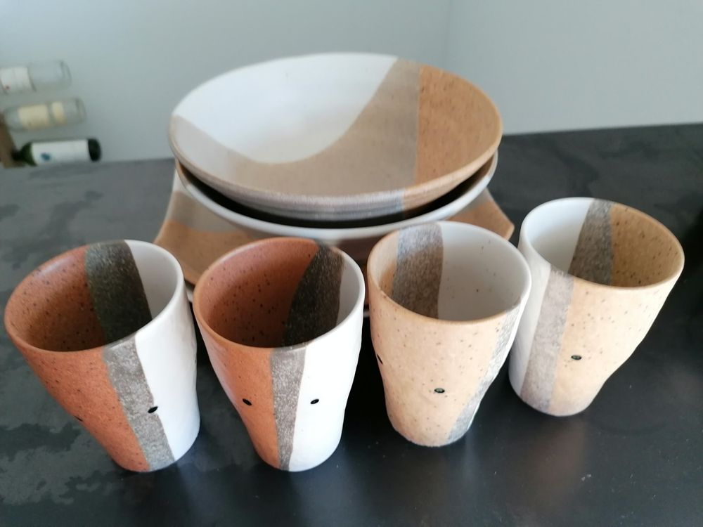 Set mit Bechern, Tellern und Schalen, 8teilig | Acheter sur Ricardo