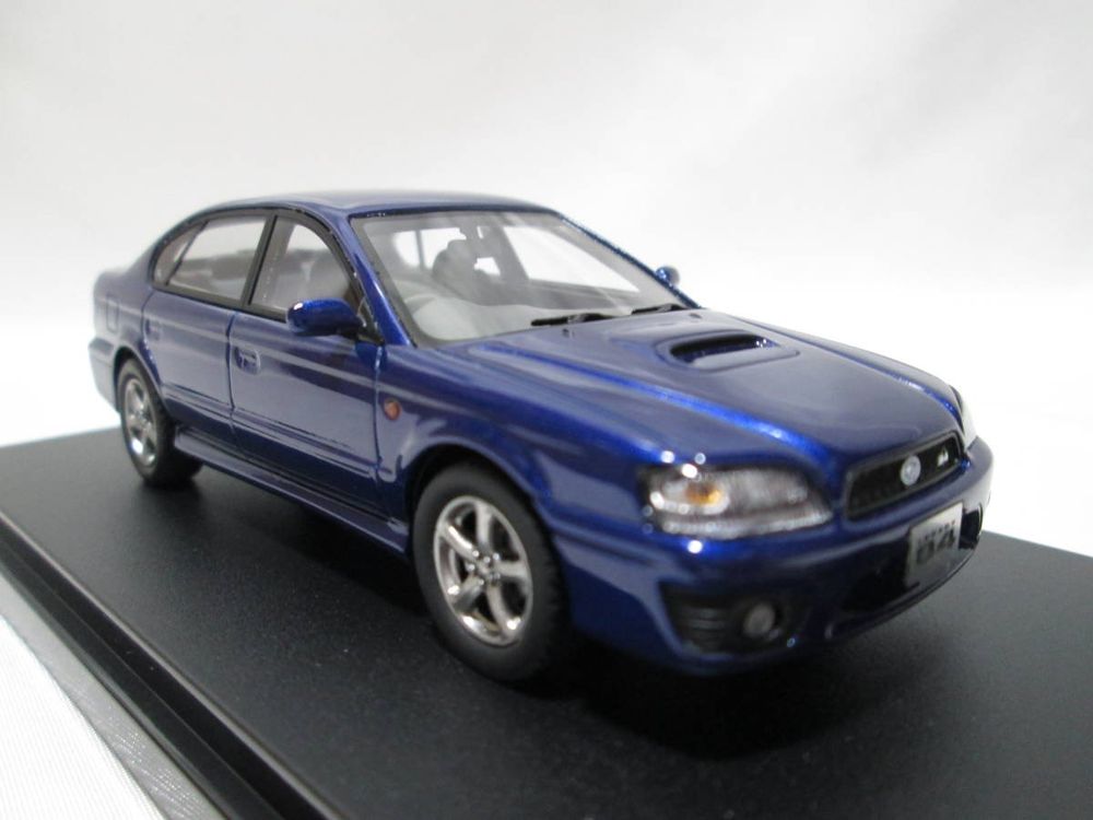 Subaru Legacy III B4 RSK Sedan 1998-2003 RHD dunkelblau met. (Neu und originalverpackt) in ...