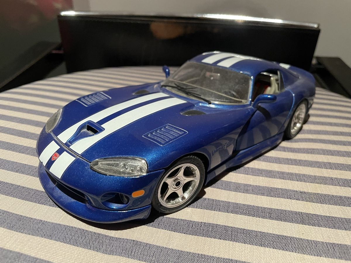 Dodge Viper GTS Coupe, blau-weiss, Massstab 1:18, Top! (Gebraucht) in ...