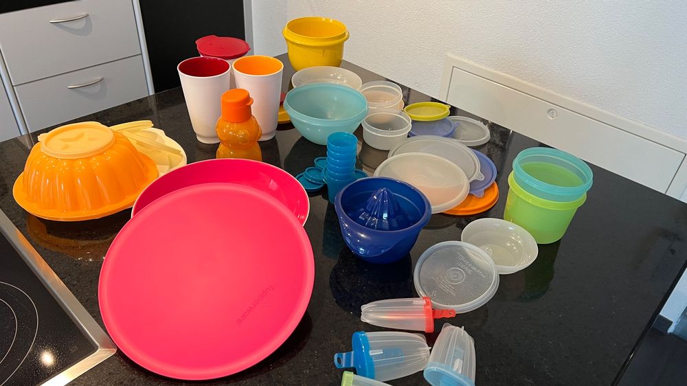 Tupperware Set (Gebraucht) in Trachslau für CHF 30 – mit Lieferung auf ...