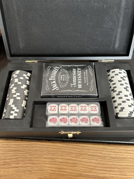 Jack Daniel's Poker Set im Holzkasten - Top Zustand! (Neu und ...