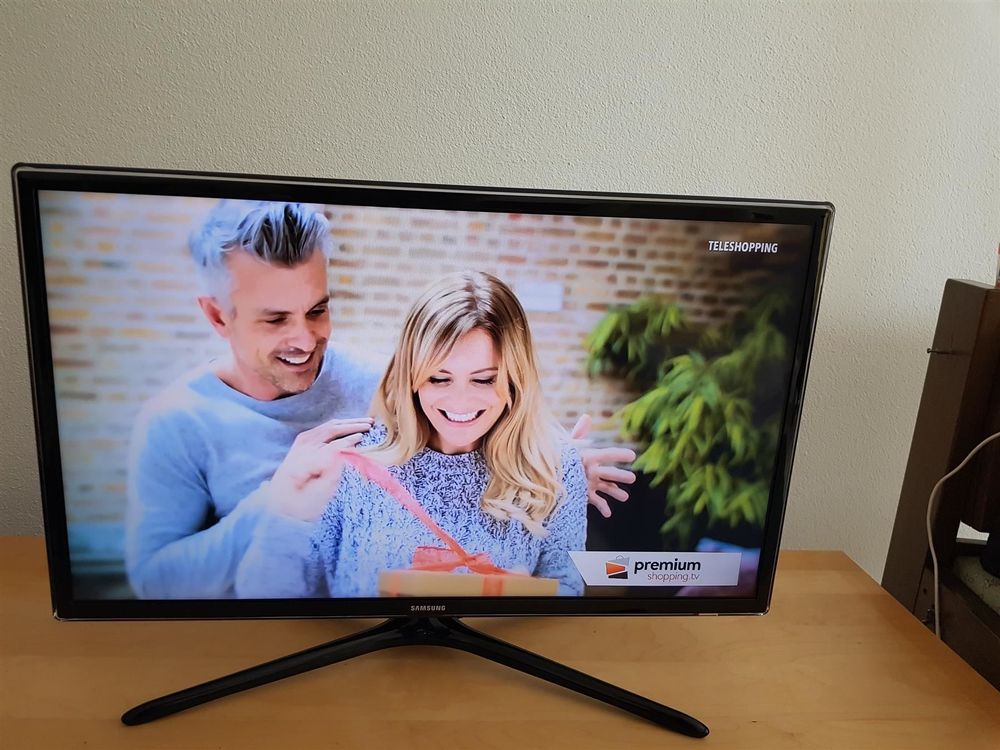Samsung UE32 Fernseh Full HD | Kaufen auf Ricardo